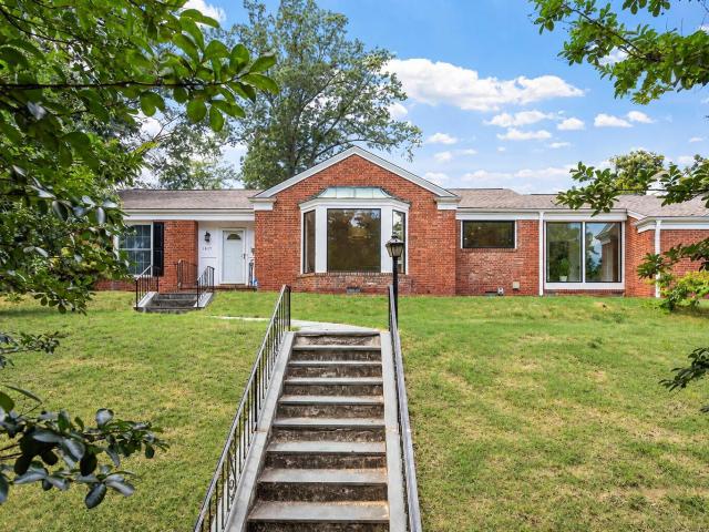 1517 Edgevale Road