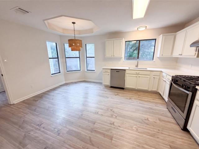 1517 River Oak Dr