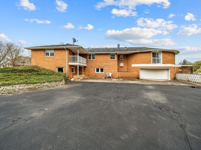 1517 Rosemary Ln, South Bend, IN 46637