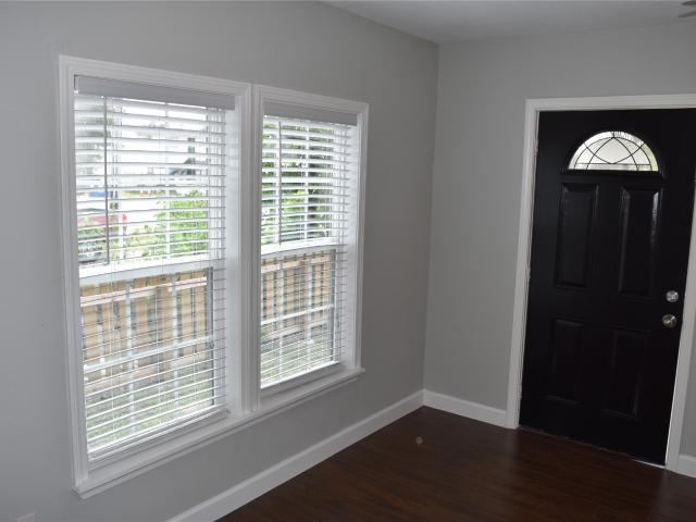1517 W 12th Street 1517