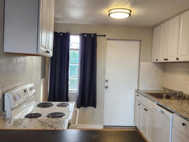 1517 W Thomas Rd, Unit 3, Phoenix, AZ 85015 | Compass