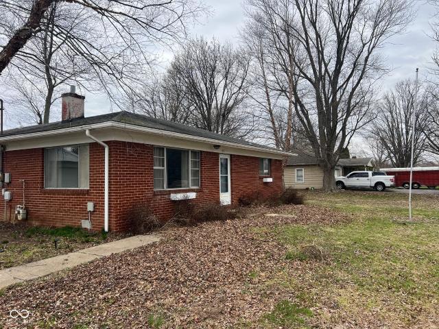 1517 W Us Highway 136
