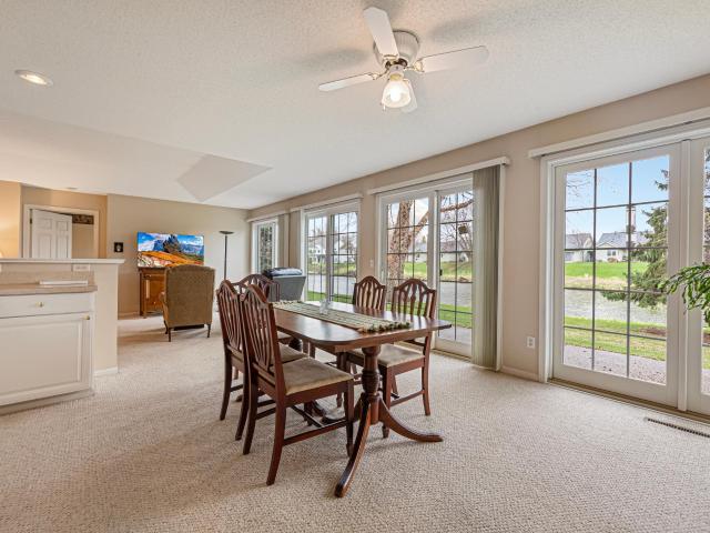 1517 Waters Edge Circle