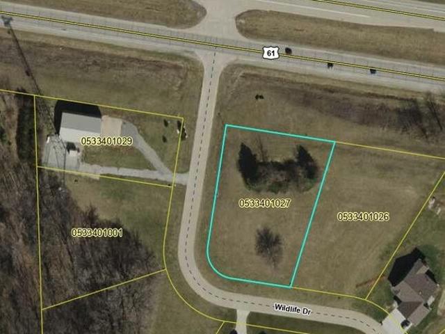 1517 Wildlife Dr, Blue Grass, IA 52726