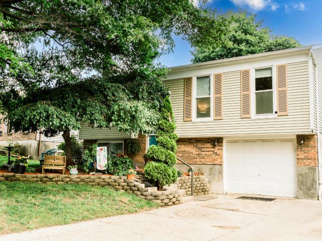1517 Woodside Drive