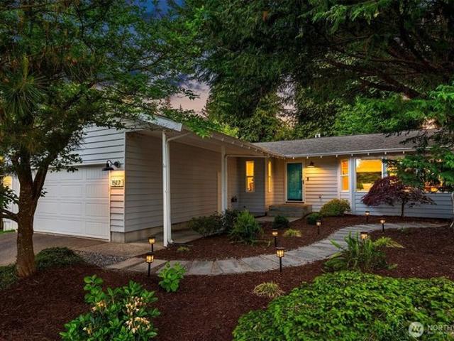 1517 3rd Pl, Kirkland, WA 98033