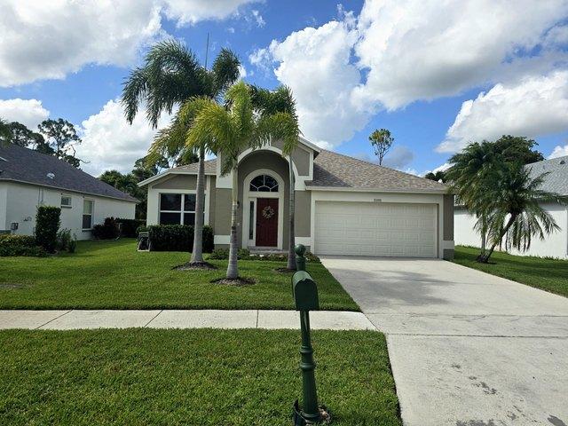 15181 Oak Chase Ct, Wellington, FL 33414
