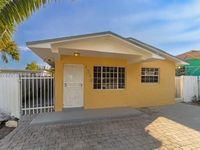 1518 NW 65th St, Miami, FL 33147