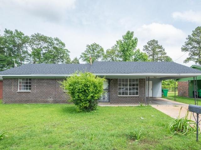 1518 N 27th St, Columbus, MS 39701
