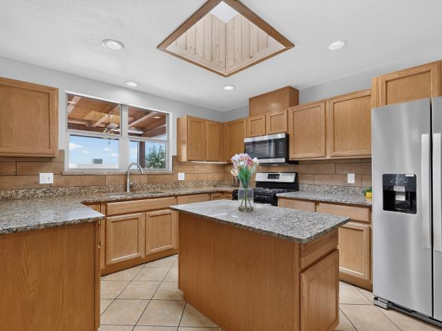 1518 Calle Angelina