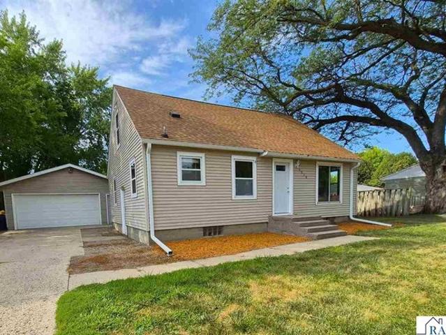 1518 Center St, New Ulm, MN 56073