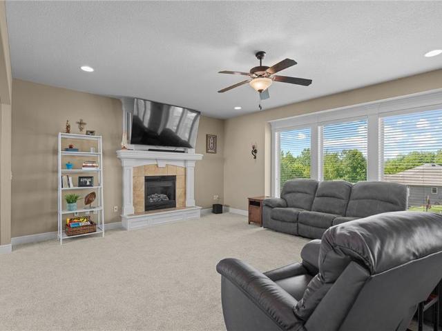 1518 Creekmoor Drive