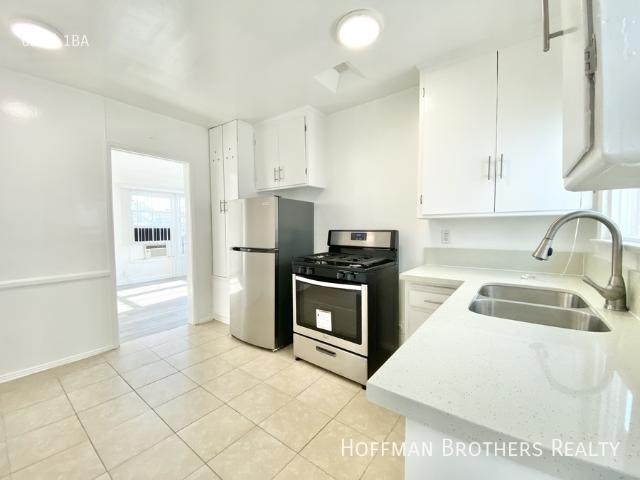 1518 Laurel Canyon Blvd Los Angeles, 90046
