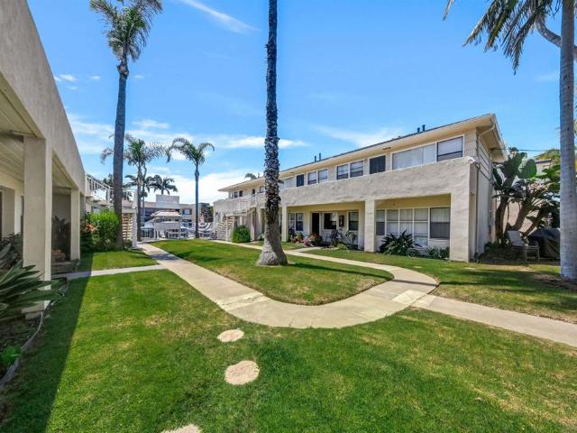 1518 Rosecrans Street