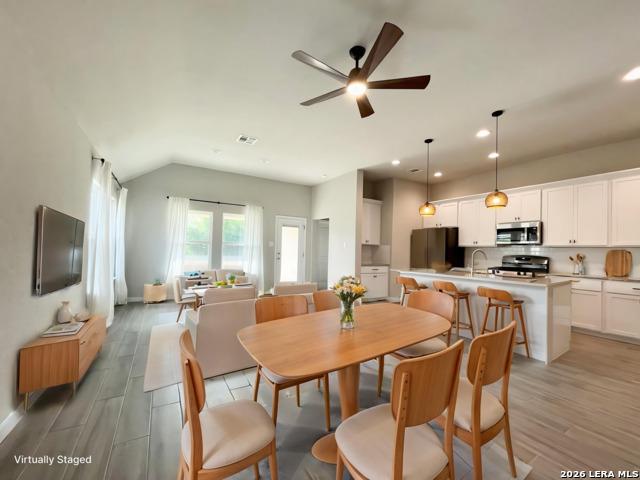 1518 Stony Island Dr