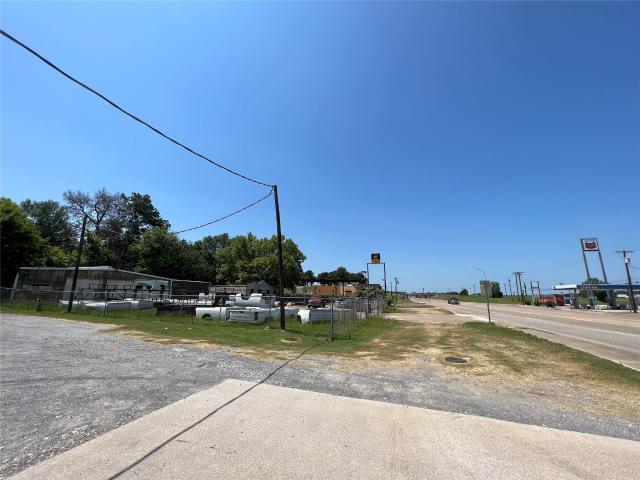 1518 W Commerce St, Buffalo, TX 75831 | MLS #38644 | Compass