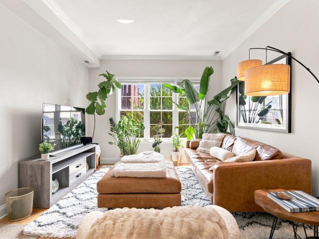 1518 w superior street # 2