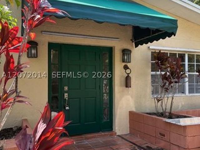15190 Old Cutler Rd, Palmetto Bay, FL 33158