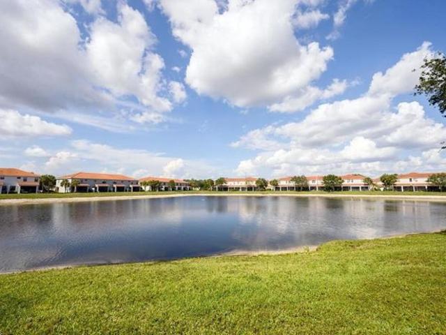 15195 Summit Pl Cir #242, Naples, FL 34119