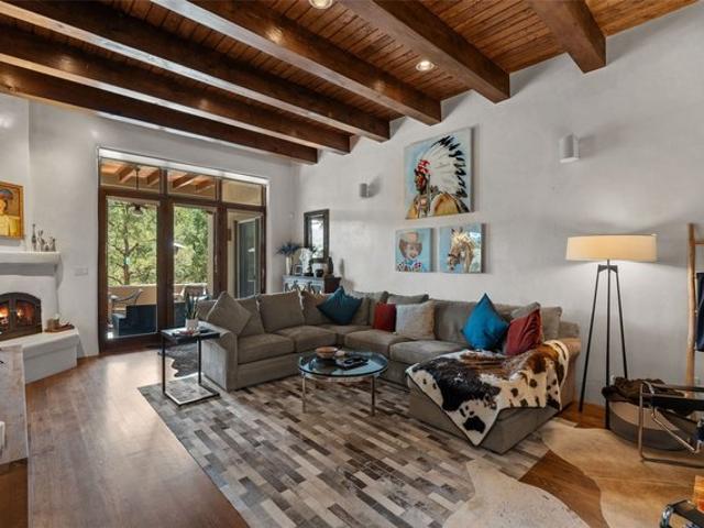 1519 Bent Hl, Santa Fe, NM 87501