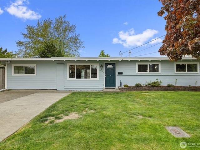 1519 Berniece St, Mount Vernon, WA 98274