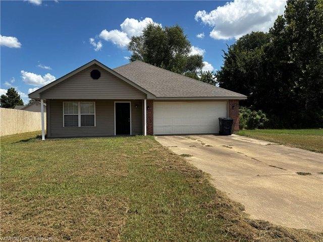 1519 Cherokee, Muldrow, OK 74948