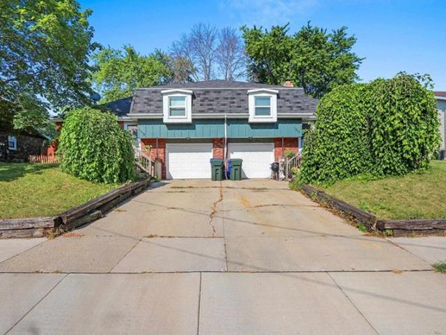 1519 Hillcrest Dr, Kaukauna, WI 54130