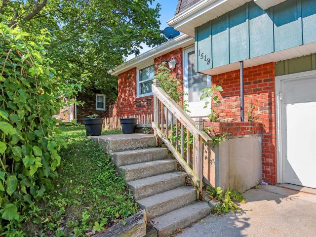 1519 hillcrest drive