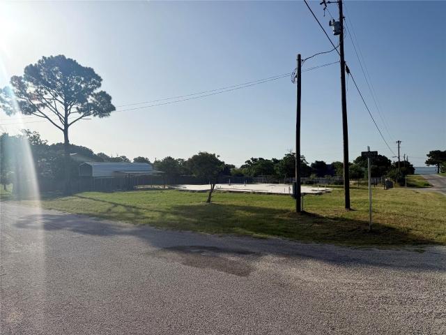 1519 Lakeview Dr