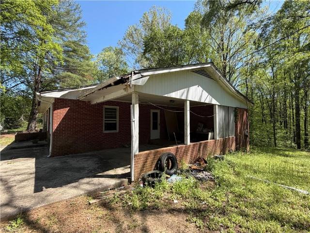 1519 Pipers Gap Road