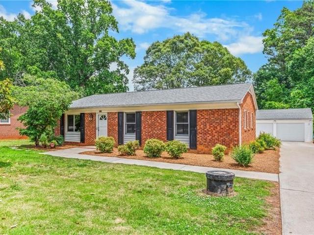 1519 Runabout Rd, Lewisville, NC 27023
