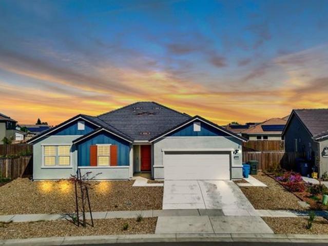 1519 Minories Dr, Plumas Lake, CA 95961
