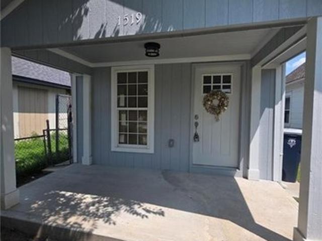 1519 Winchester Ave, Kansas City, MO 64126
