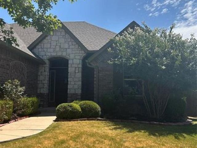 15100 Homecoming Dr, Edmond, OK 73013