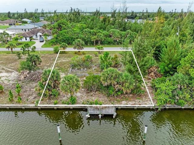 15100 Lyneburg Ave, Port Charlotte, FL 33981