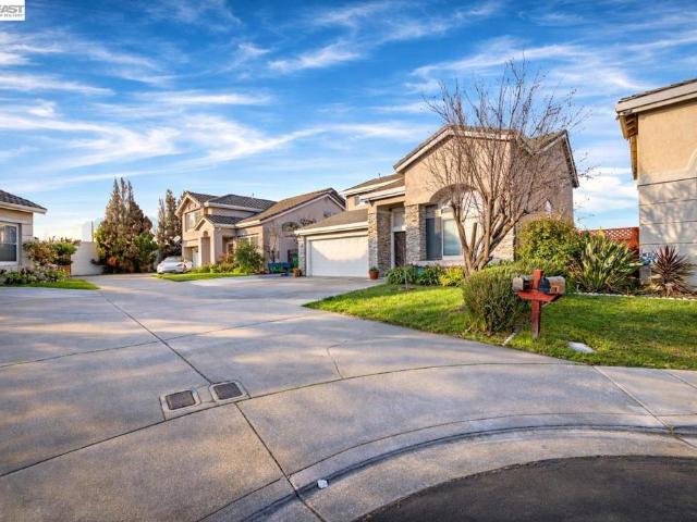 15100 Shining Star Ln