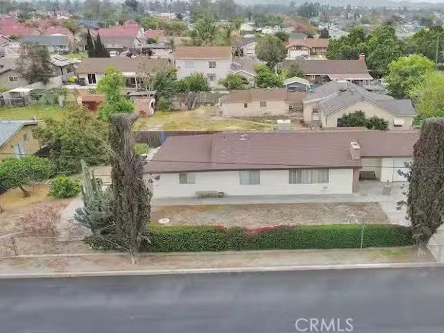 15101 Athol St, Fontana, CA 92335 MLS SR25076538