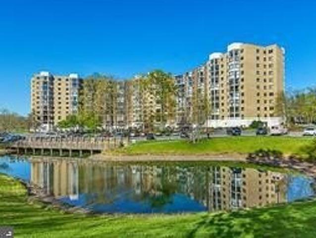 15101 Interlachen Dr Unit 1 1002, Silver Spring, MD 20906