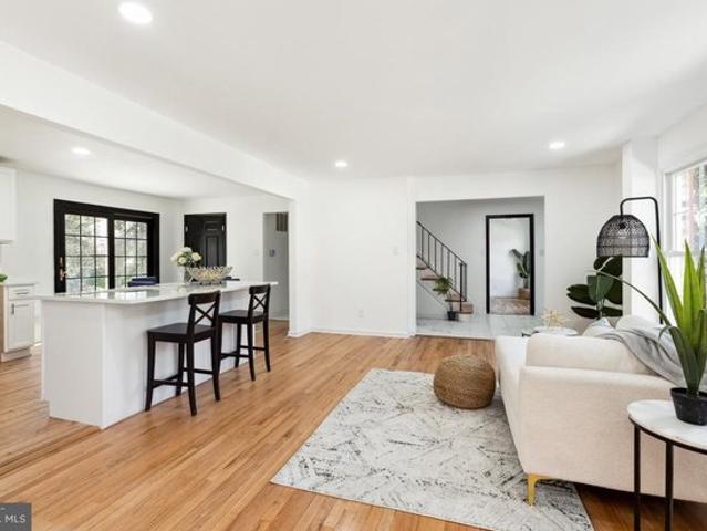 15101 Redgate Dr, Silver Spring, MD 20905