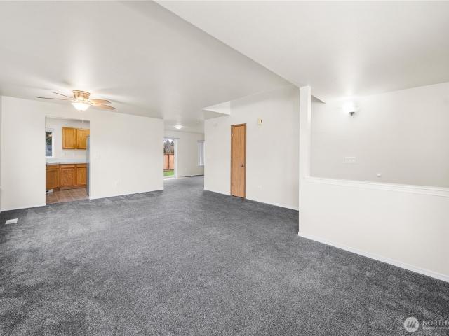15107 Carter Loop SE