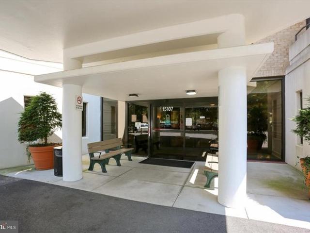 15107 Interlachen Dr Unit 2 815, Silver Spring, MD 20906