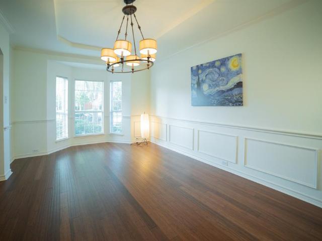 15105 Regal Oak Lane