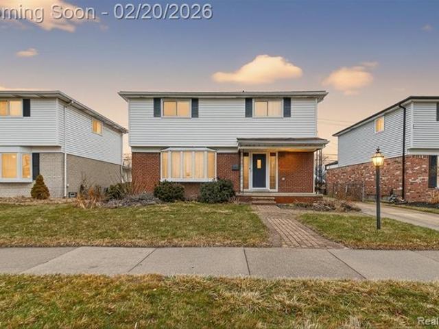 15106 Englewood Ave, Allen Park, MI 48101