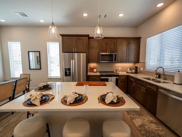 15106 Sparrows Nest Lane