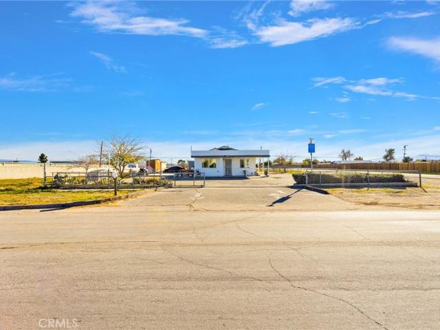 15109 Anacapa Rd, Victorville, CA 92392 | MLS #CV26009