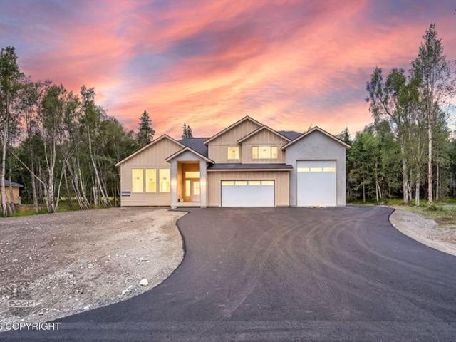 15109 E Alpine Cir, Palmer, AK 99654