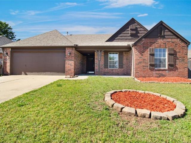 15109 E 90th Pl N, Owasso, OK 74055