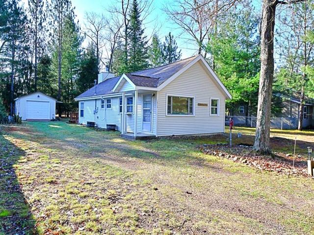 1510 Maple Ave, Saint Helen, MI 48656