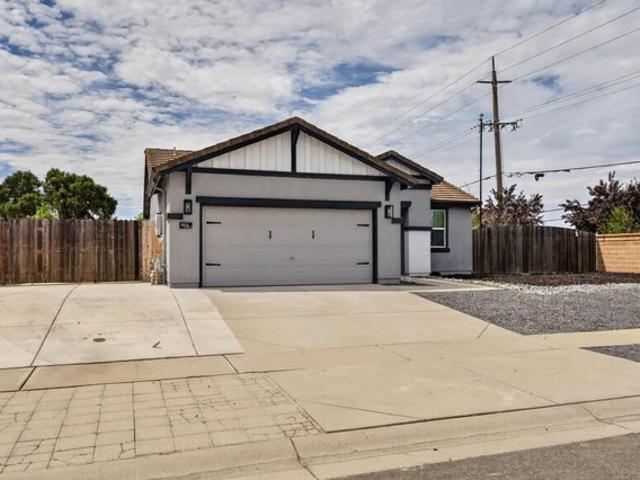 1510 Maryclair Dr, Arboga, CA 95961