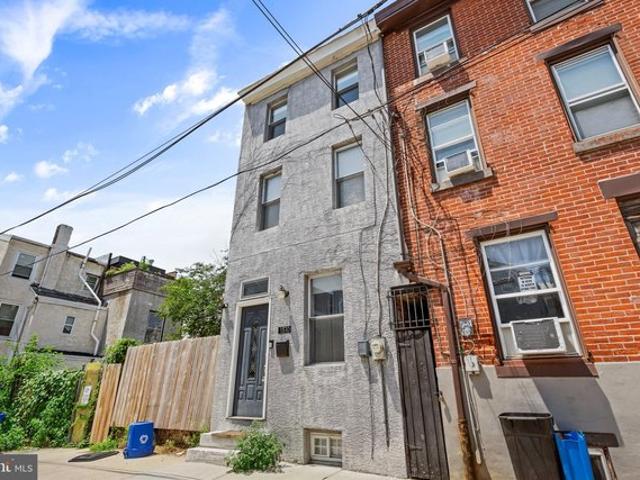 1510 N Leithgow St, Philadelphia, PA 19122